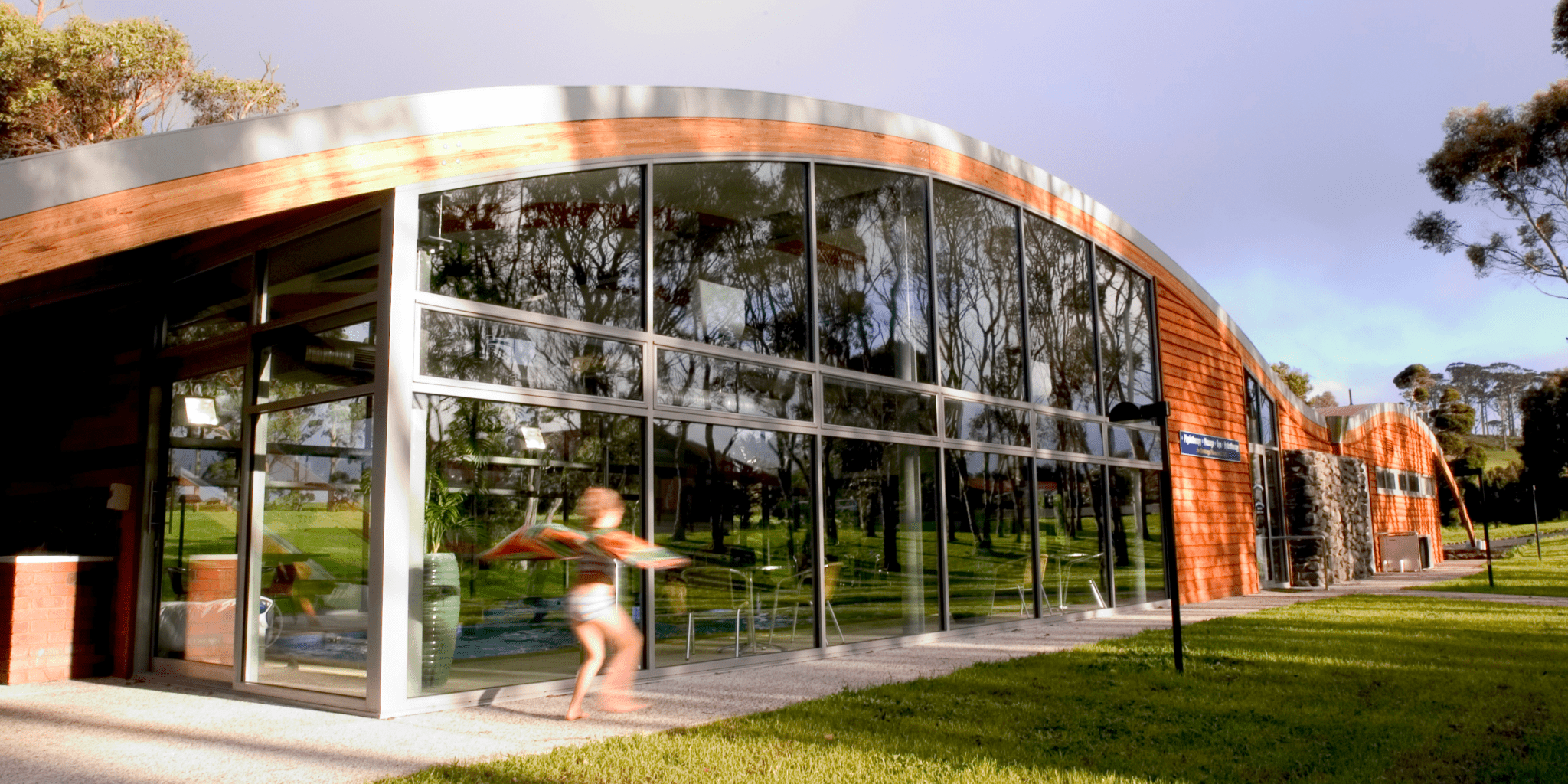 Tall Timbers Hotel | Unique Resort in Smithton, Tasmania